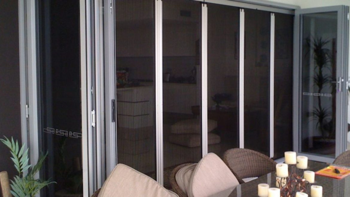 What Are the Different Materials Used for Mosquito Mesh Doors? - FLY ...